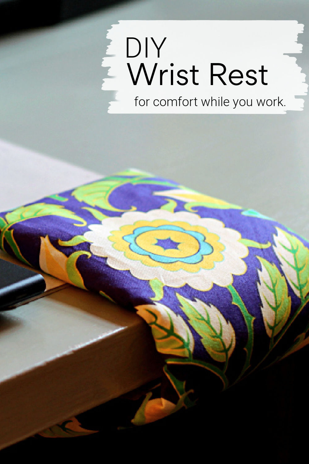 Wrist Comfort Cuff You Can Easily Make With A Few Simple Materials