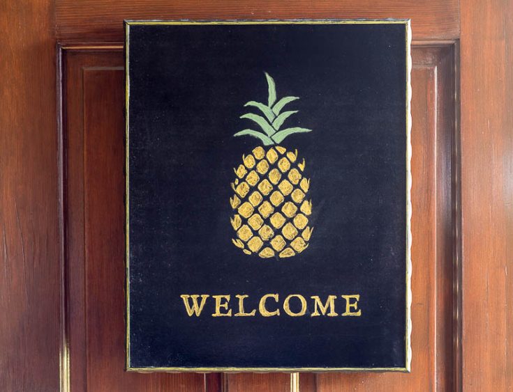 How to Make a Welcome Sign from a Thrift Store Picture