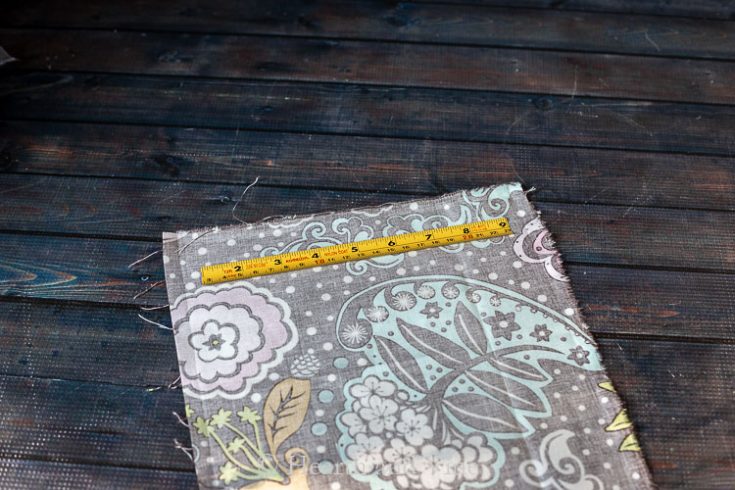 Snap Bag Simple Tutorial for Makeup Brushes and More | Hearth and Vine