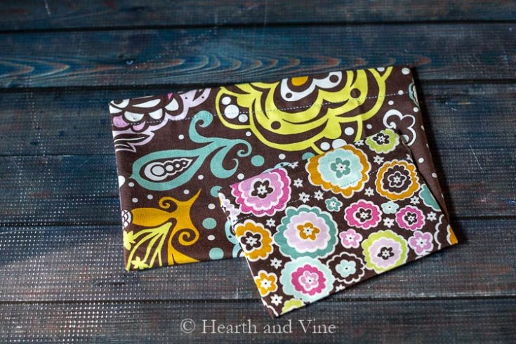 Snap Bag Simple Tutorial for Makeup Brushes and More | Hearth and Vine