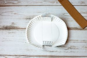 Paper Plate Boxes that are Cheap and Easily Created in Minutes