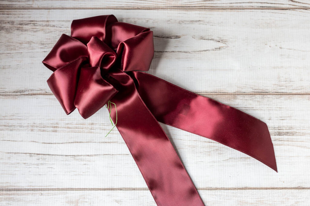 How to Make a Bow | Hearth and Vine