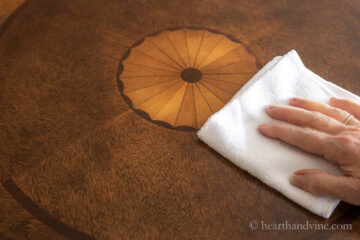 DIY Dusting Spray Recipe | Hearth and Vine