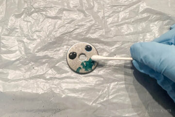 Alcohol Ink Washer Necklace Tutorial | Hearth and Vine