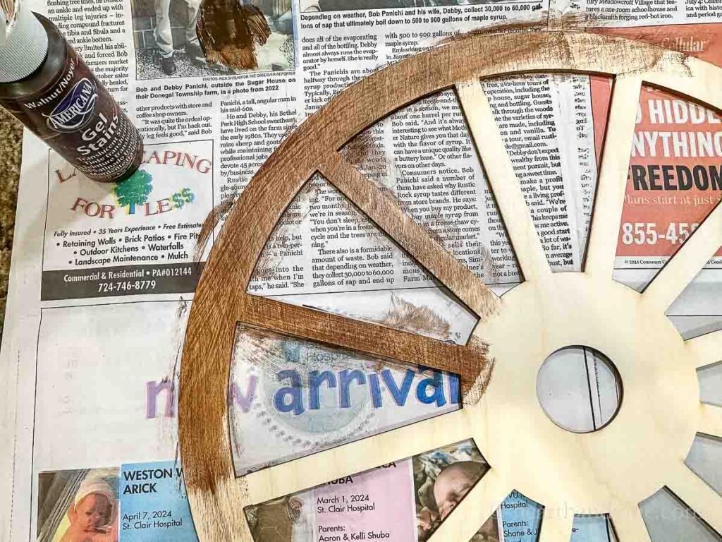 Wagon Wheel Wreath for Summer DIY