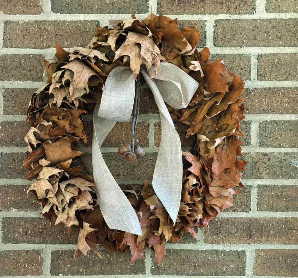 DIY Oak Leaf Wreath with Real Oak Leaves