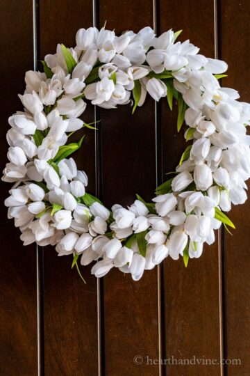 Tulip Wreath DIY - Fast and Inexpensive to Create