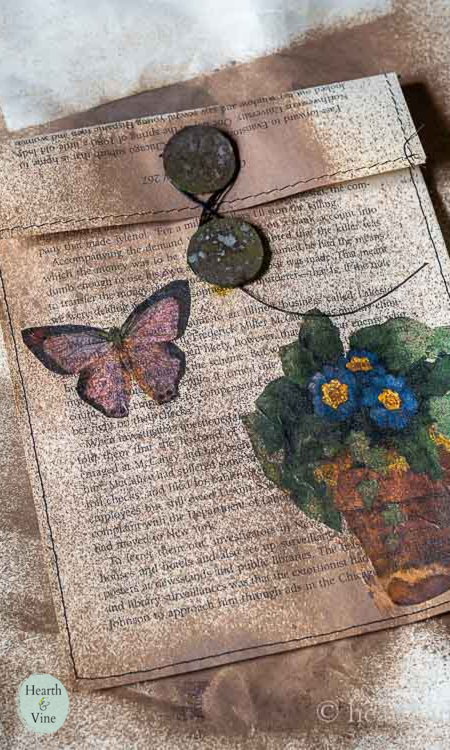 Book Page Craft to Create Gift Bags or Envelopes