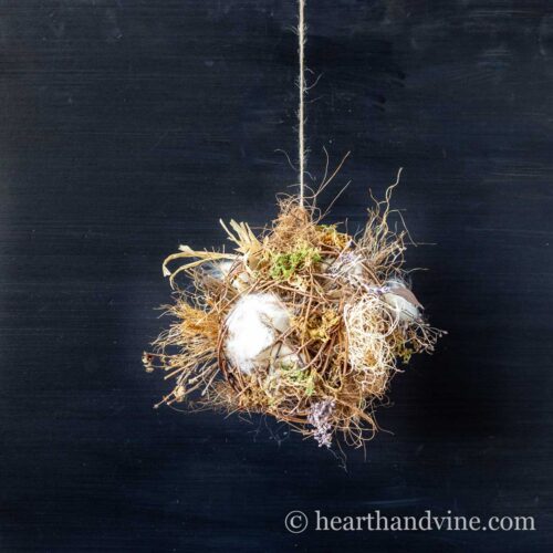 Nesting Materials for Birds Grapevine Sphere Holder